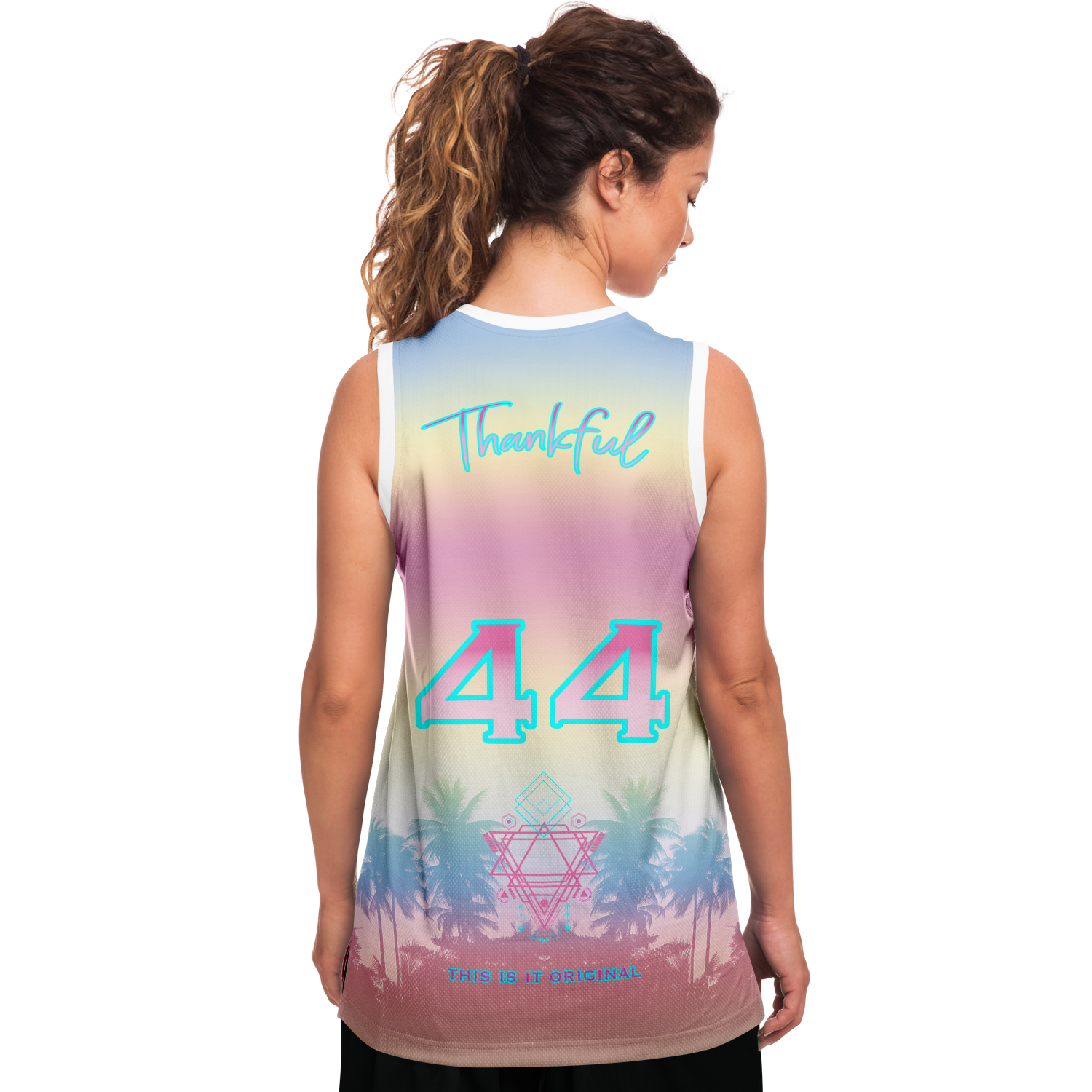 Luxury Pastel Colors - Palm Tree Design - 44 - Thankful - Unisex Baske ...